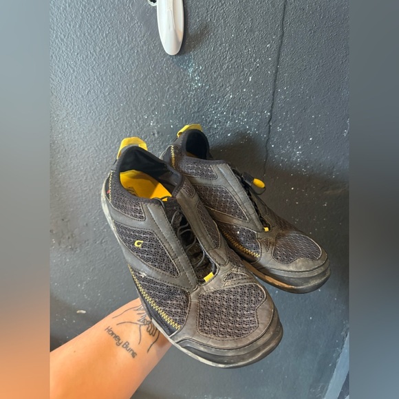 OluKai | Shoes | Mens Olukai Eleu Black And Yellow Trainer Water ...